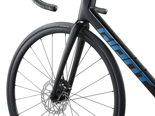 Giant TCR Advanced 2 PC Road Bike(2025) – Bicycle Warehouse