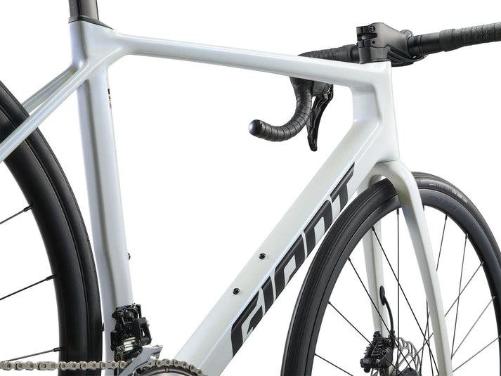 Giant TCR Advanced 2 PC Road Bike(2025) – Bicycle Warehouse